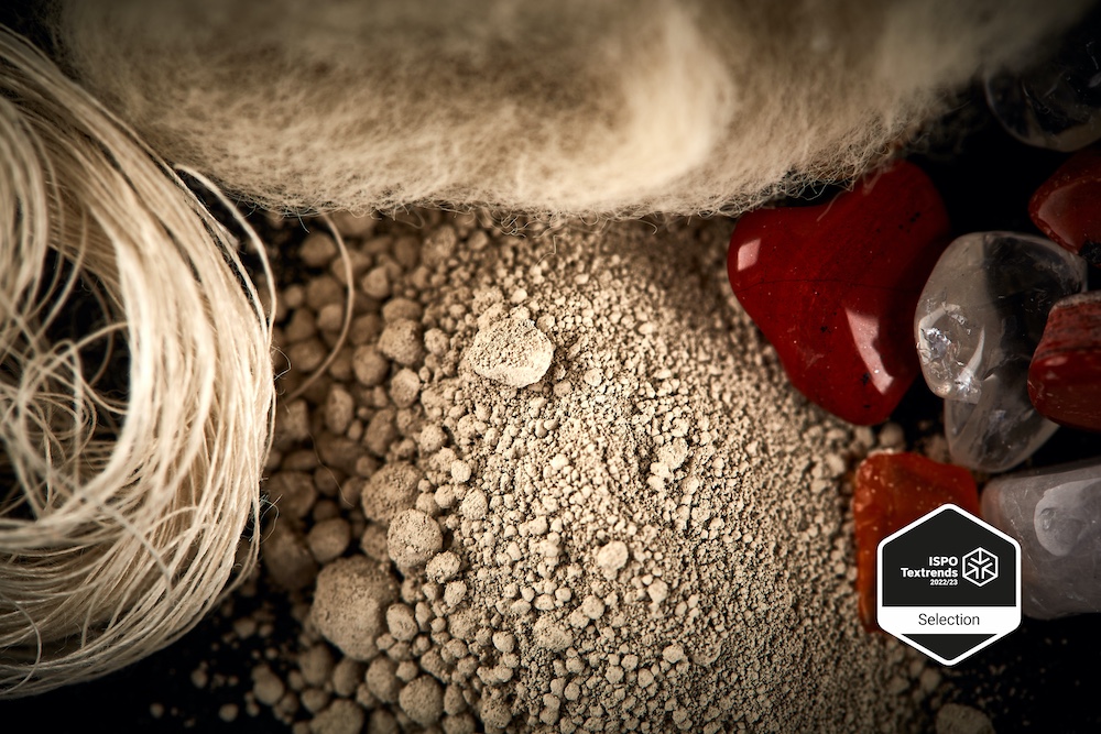 Hologenix and Kelheim Fibres introduce Celliant Viscose