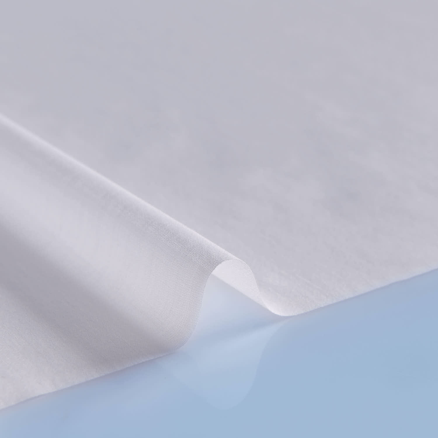 First biodegradable fusible cotton shirt interlining