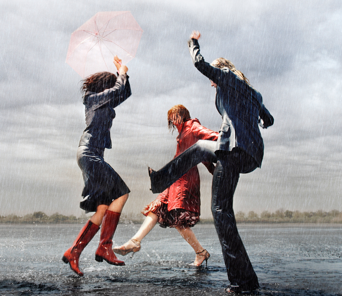 Durable water repellent for polyester
