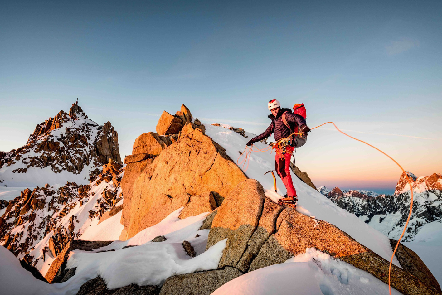 Montane pioneers ExpeDRY insulation